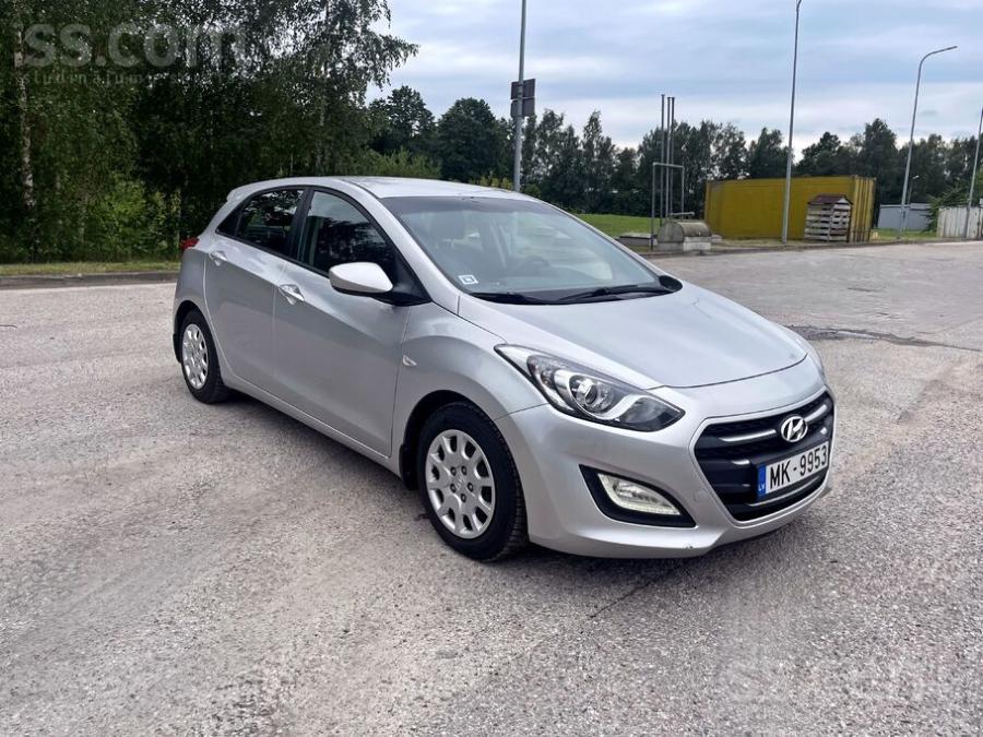 Hyundai i30 2014 in Talsi, with an engine capacity of 1.40 L and mileage of 203 thousand km for 4000 €, photo 1 on AUTOMOTO.COM.LV