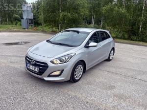 Hyundai i30 2014 in Talsi, with an engine capacity of 1.40 L and mileage of 203 thousand km for 4000 €, photo 3 on AUTOMOTO.COM.LV