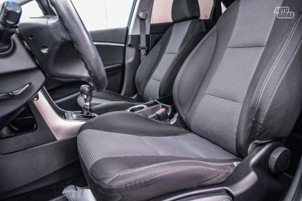 Хендай i30 2014 в Каунас, объемом двигателя 1.40 л и пробегом 259 тыс. км за 4990 €, фото 6 на AUTOMOTO.COM.LV
