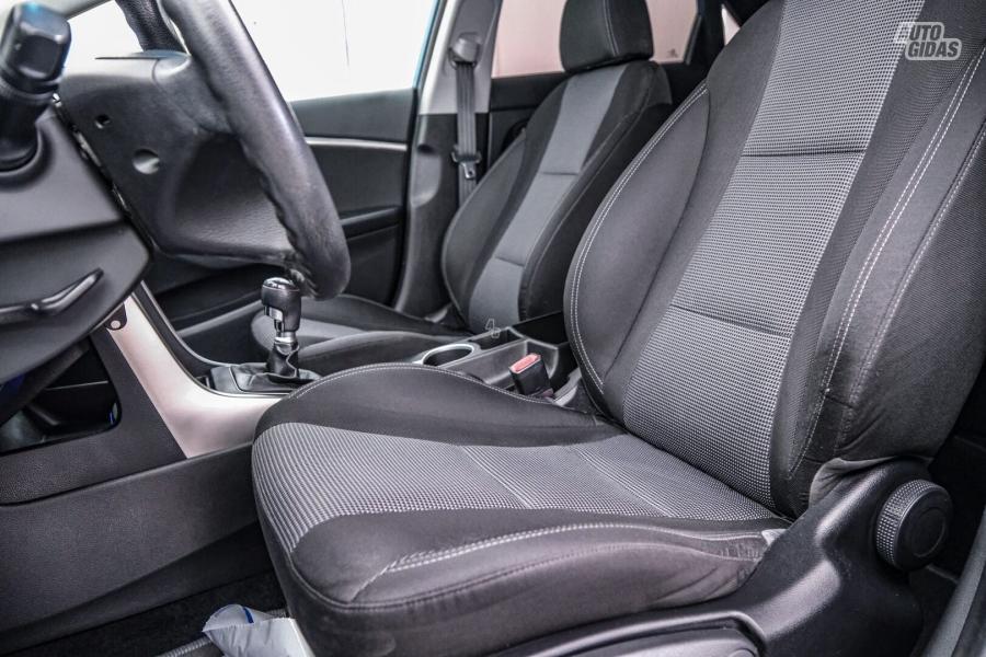 Хендай i30 2014 в Каунас, объемом двигателя 1.40 л и пробегом 259 тыс. км за 4990 €, фото 7 на AUTOMOTO.COM.LV