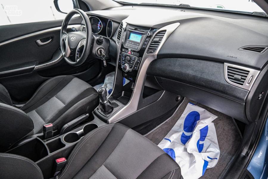 Хендай i30 2014 в Каунас, объемом двигателя 1.40 л и пробегом 259 тыс. км за 4990 €, фото 12 на AUTOMOTO.COM.LV