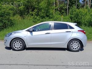 Hyundai i30 2014 Rīga, ar dzinēja tilpumu 1.40 L un nobraukumu 189 tūkst. km par 3700 €, foto 3 vietnē AUTOMOTO.COM.LV