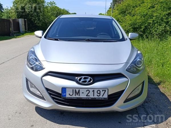 Хендай i30 2014 в Рига, объемом двигателя 1.40 л и пробегом 189 тыс. км за 3700 €, фото 5 на AUTOMOTO.COM.LV