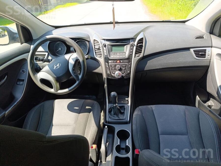 Hyundai i30 2014 Rīga, ar dzinēja tilpumu 1.40 L un nobraukumu 189 tūkst. km par 3700 €, foto 13 vietnē AUTOMOTO.COM.LV