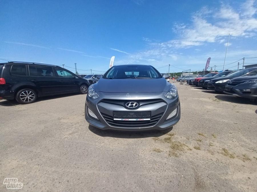 Хендай i30 2014 в Каунас, объемом двигателя 1.60 л и пробегом 400 тыс. км за 3300 €, фото 3 на AUTOMOTO.COM.LV
