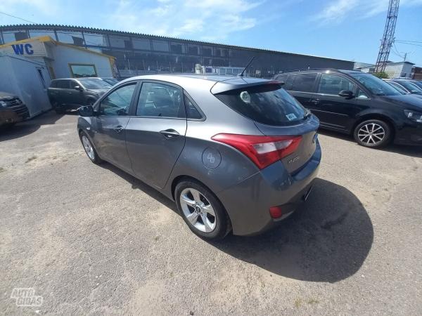 Хендай i30 2014 в Каунас, объемом двигателя 1.60 л и пробегом 400 тыс. км за 3300 €, фото 5 на AUTOMOTO.COM.LV