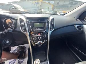 Хендай i30 2014 в Каунас, объемом двигателя 1.60 л и пробегом 400 тыс. км за 3300 €, фото 9 на AUTOMOTO.COM.LV