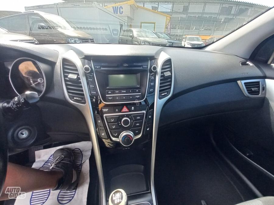 Хендай i30 2014 в Каунас, объемом двигателя 1.60 л и пробегом 400 тыс. км за 3300 €, фото 9 на AUTOMOTO.COM.LV