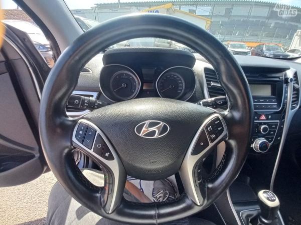 Хендай i30 2014 в Каунас, объемом двигателя 1.60 л и пробегом 400 тыс. км за 3300 €, фото 10 на AUTOMOTO.COM.LV