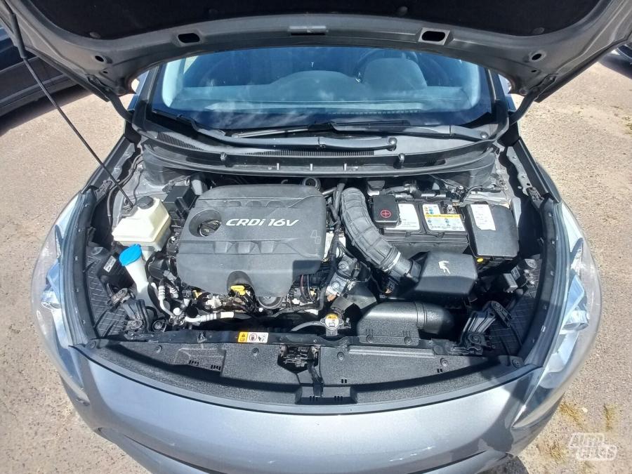Хендай i30 2014 в Каунас, объемом двигателя 1.60 л и пробегом 400 тыс. км за 3300 €, фото 14 на AUTOMOTO.COM.LV
