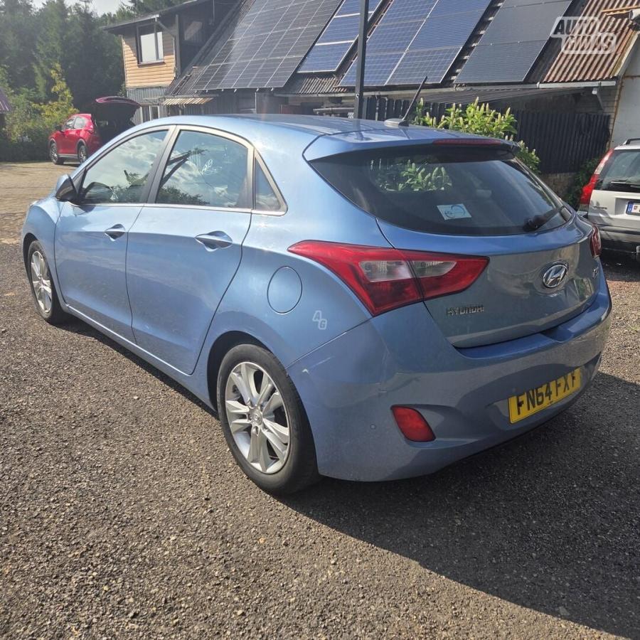 Hyundai i30 2014 Panevēža, ar dzinēja tilpumu 1.60 L un nobraukumu 264 tūkst. km par 2350 €, foto 4 vietnē AUTOMOTO.COM.LV