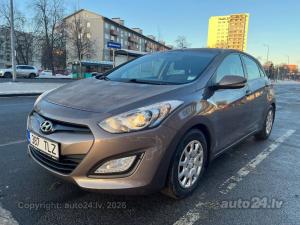 Hyundai i30 2015 Tallina, ar dzinēja tilpumu 1.60 L un nobraukumu 118 tūkst. km par 8500 €, foto  vietnē AUTOMOTO.COM.LV