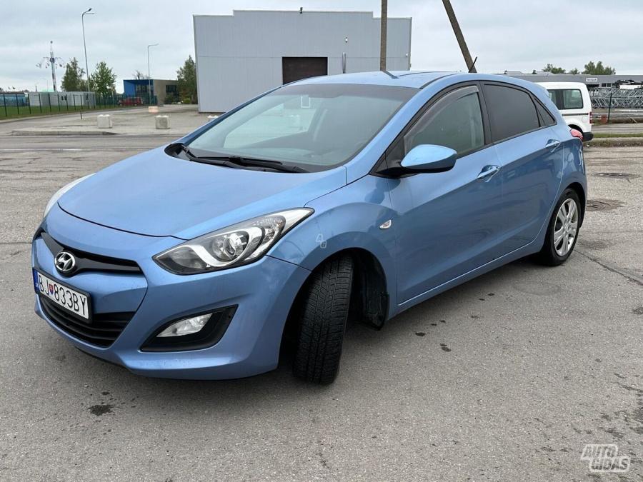 Hyundai i30 2015 in Marijampole, with an engine capacity of 1.40 L and mileage of 219 thousand km for 4100 €, photo 3 on AUTOMOTO.COM.LV