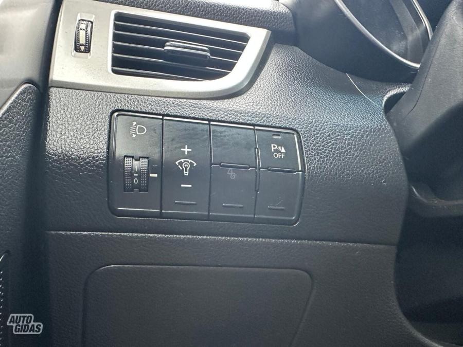 Hyundai i30 2015 in Marijampole, with an engine capacity of 1.40 L and mileage of 219 thousand km for 4100 €, photo 12 on AUTOMOTO.COM.LV