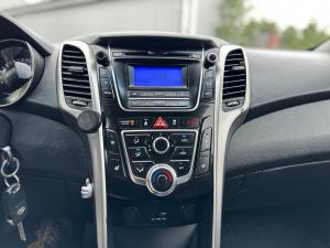 Hyundai i30 2015 in Marijampole, with an engine capacity of 1.40 L and mileage of 219 thousand km for 4100 €, photo 17 on AUTOMOTO.COM.LV