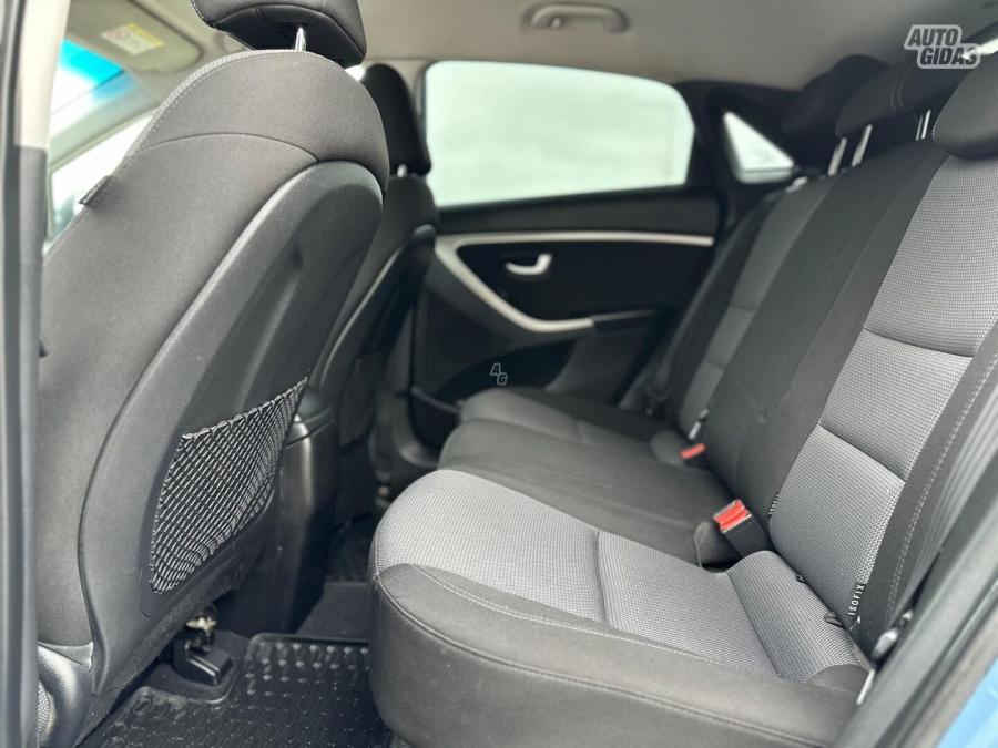 Hyundai i30 2015 in Marijampole, with an engine capacity of 1.40 L and mileage of 219 thousand km for 4100 €, photo 19 on AUTOMOTO.COM.LV