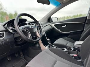 Hyundai i30 2015 in Marijampole, with an engine capacity of 1.40 L and mileage of 219 thousand km for 4100 €, photo 23 on AUTOMOTO.COM.LV