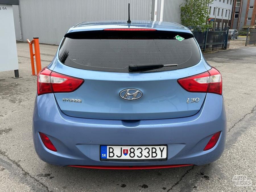 Hyundai i30 2015 in Marijampole, with an engine capacity of 1.40 L and mileage of 219 thousand km for 4100 €, photo 25 on AUTOMOTO.COM.LV
