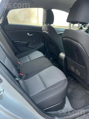 Хендай i30 2015 в Рига, объемом двигателя 1.40 л и пробегом 240 тыс. км за 4000 €, фото 7 на AUTOMOTO.COM.LV