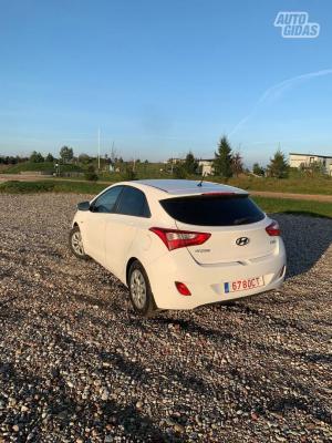 Hyundai i30 2016 in Klaipeda, with an engine capacity of 1.40 L and mileage of 208 thousand km for 5300 €, photo 7 on AUTOMOTO.COM.LV
