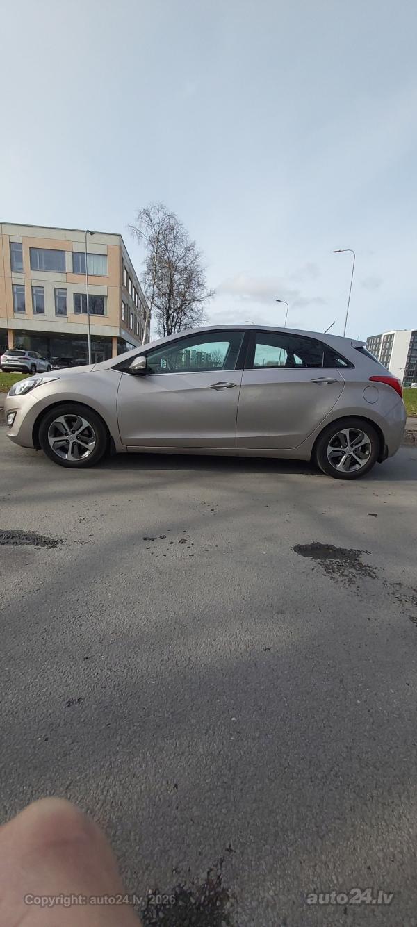 Hyundai i30 2016 Tallina, ar dzinēja tilpumu 1.60 L un nobraukumu 38 tūkst. km par 8000 €, foto 3 vietnē AUTOMOTO.COM.LV