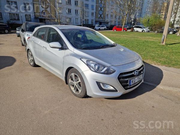 Hyundai i30 2016 Rīga, ar dzinēja tilpumu 1.60 L un nobraukumu 185 tūkst. km par 2000 €, foto 1 vietnē AUTOMOTO.COM.LV