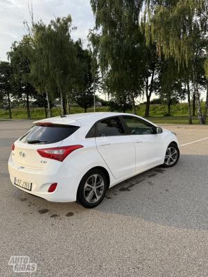 Hyundai i30 2016 in Vilnius, with an engine capacity of 1.60 L and mileage of 96 thousand km for 7000 €, photo 6 on AUTOMOTO.COM.LV