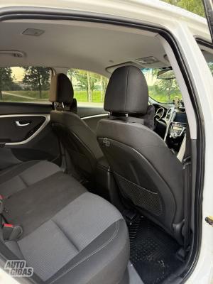 Hyundai i30 2016 in Vilnius, with an engine capacity of 1.60 L and mileage of 96 thousand km for 7000 €, photo 7 on AUTOMOTO.COM.LV