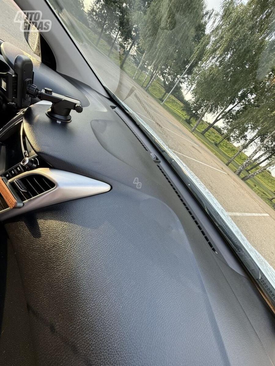 Hyundai i30 2016 in Vilnius, with an engine capacity of 1.60 L and mileage of 96 thousand km for 7000 €, photo 9 on AUTOMOTO.COM.LV