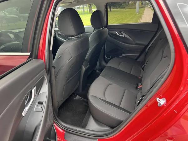 Hyundai i30 2018 Rīga, ar dzinēja tilpumu 1.60 L un nobraukumu 96 tūkst. km par 10550 €, foto 9 vietnē AUTOMOTO.COM.LV