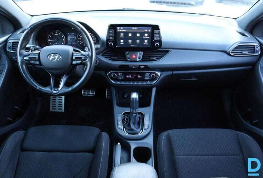Hyundai i30 2021 in Riga, with an engine capacity of 1.40 L and mileage of 92 thousand km for 14490 €, photo 6 on AUTOMOTO.COM.LV