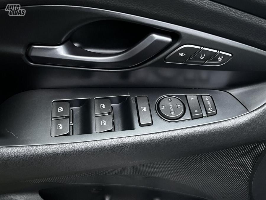 Hyundai i30 2022 in Vilnius, with an engine capacity of 2.00 L and mileage of 64 thousand km for 26000 €, photo 21 on AUTOMOTO.COM.LV