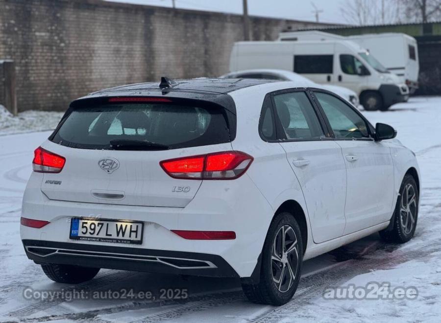 Hyundai i30 2023 Narva, ar dzinēja tilpumu 1.00 L un nobraukumu 123 tūkst. km par 15500 €, foto 3 vietnē AUTOMOTO.COM.LV