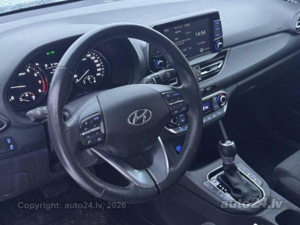 Hyundai i30 2023 in Narva, with an engine capacity of 1.00 L and mileage of 1 thousand km for 15500 €, photo 6 on AUTOMOTO.COM.LV