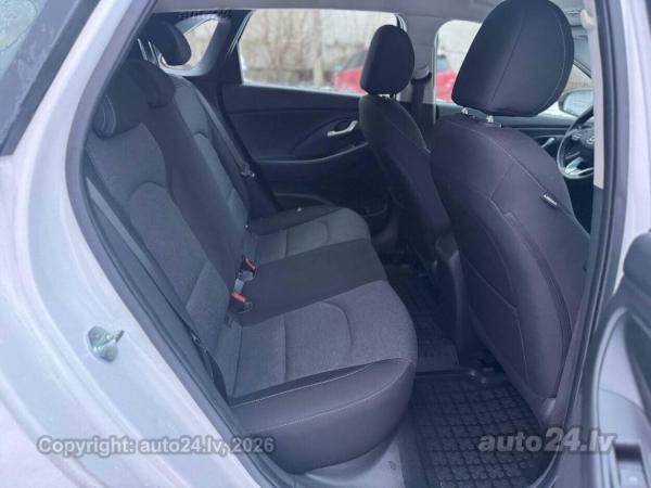 Hyundai i30 2023 in Narva, with an engine capacity of 1.00 L and mileage of 1 thousand km for 15500 €, photo 9 on AUTOMOTO.COM.LV