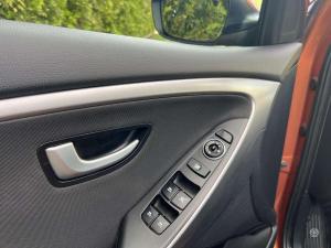 Orange Hyundai i30 2017 in Vilnius, with an engine capacity of 1.59 L and mileage of 240 thousand km for 5500 €, photo 12 on AUTOMOTO.COM.LV