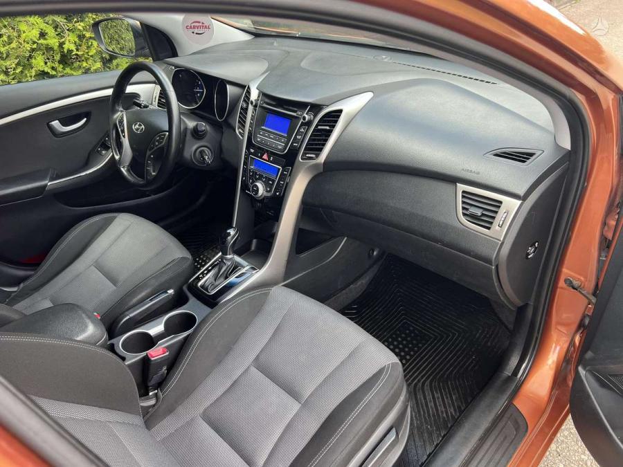 Orange Hyundai i30 2017 in Vilnius, with an engine capacity of 1.59 L and mileage of 240 thousand km for 5500 €, photo 15 on AUTOMOTO.COM.LV