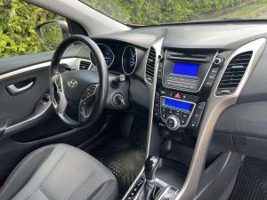 Orange Hyundai i30 2017 in Vilnius, with an engine capacity of 1.59 L and mileage of 240 thousand km for 5500 €, photo 16 on AUTOMOTO.COM.LV