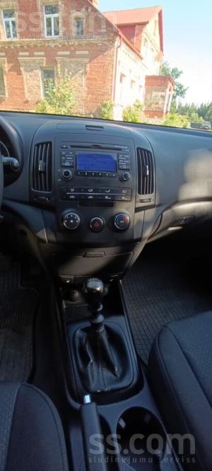 Sarkans Hyundai i30 2007 Tukums, ar dzinēja tilpumu 1.40 L un nobraukumu 130 tūkst. km par 1600 €, foto 10 vietnē AUTOMOTO.COM.LV