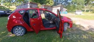 Sarkans Hyundai i30 2007 Tukums, ar dzinēja tilpumu 1.40 L un nobraukumu 130 tūkst. km par 1600 €, foto 11 vietnē AUTOMOTO.COM.LV