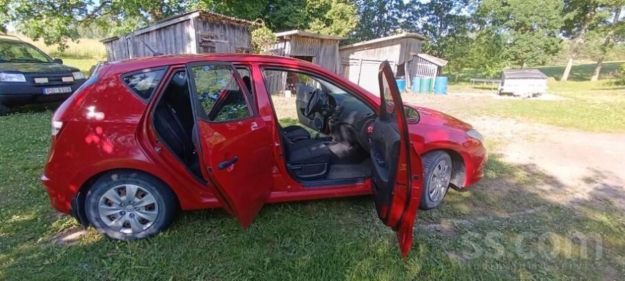 Sarkans Hyundai i30 2007 Tukums, ar dzinēja tilpumu 1.40 L un nobraukumu 130 tūkst. km par 1600 €, foto 11 vietnē AUTOMOTO.COM.LV