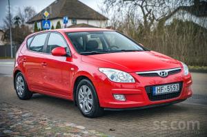 Red Hyundai i30 2008 in Riga, with an engine capacity of 1.60 L and mileage of 0 thousand km for 1590 €, photo 3 on AUTOMOTO.COM.LV