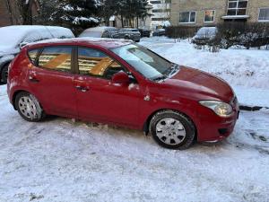 Sarkans Hyundai i30 2008 Kauņa, ar dzinēja tilpumu 1.40 L un nobraukumu 127 tūkst. km par 2500 €, foto 6 vietnē AUTOMOTO.COM.LV