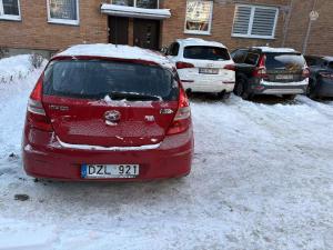 Sarkans Hyundai i30 2008 Kauņa, ar dzinēja tilpumu 1.40 L un nobraukumu 127 tūkst. km par 2500 €, foto 11 vietnē AUTOMOTO.COM.LV