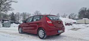 Sarkans Hyundai i30 2008 Valmiera, ar dzinēja tilpumu 1.60 L un nobraukumu 266 tūkst. km par 2400 €, foto 6 vietnē AUTOMOTO.COM.LV