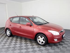 Sarkans Hyundai i30 2008 Tallina, ar dzinēja tilpumu 1.60 L un nobraukumu 249 tūkst. km par 1199 €, foto  vietnē AUTOMOTO.COM.LV