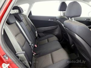 Red Hyundai i30 2008 in Tallinn, with an engine capacity of 1.60 L and mileage of 249 thousand km for 1199 €, photo 8 on AUTOMOTO.COM.LV