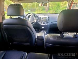 Sarkans Hyundai i30 2009 Jelgava, ar dzinēja tilpumu 1.60 L un nobraukumu 209 tūkst. km par 1500 €, foto 4 vietnē AUTOMOTO.COM.LV