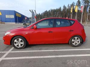 Sarkans Hyundai i30 2009 Rīga, ar dzinēja tilpumu 1.40 L un nobraukumu 189 tūkst. km par 1800 €, foto 3 vietnē AUTOMOTO.COM.LV