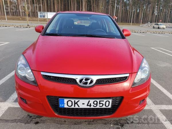 Sarkans Hyundai i30 2009 Rīga, ar dzinēja tilpumu 1.40 L un nobraukumu 189 tūkst. km par 1800 €, foto 6 vietnē AUTOMOTO.COM.LV